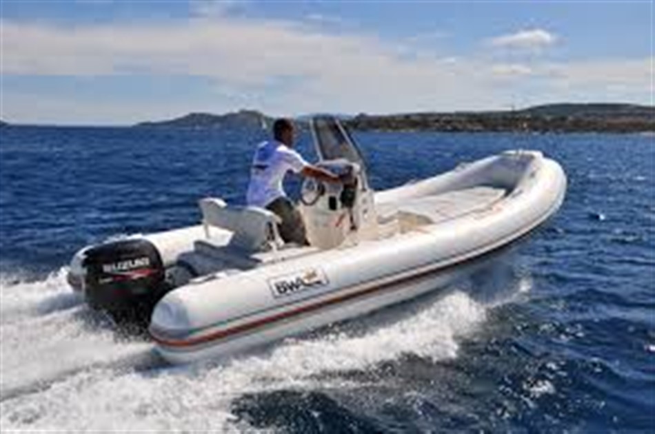 Meglio la barca o il gommone?